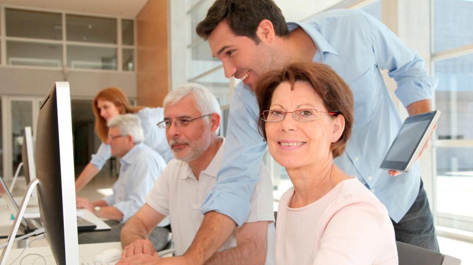 ¿Cómo Enseñar Informática a los más Mayores?